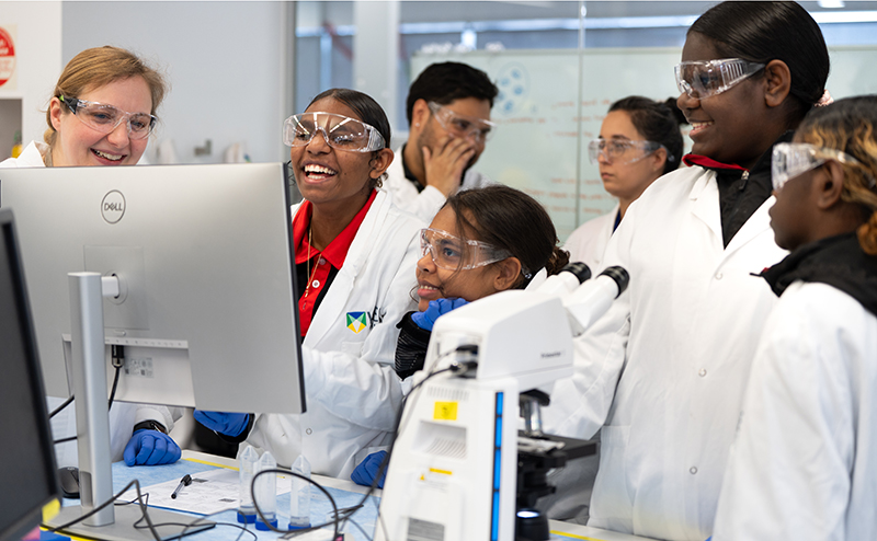 The DeadlyScience Pathways Program returns to WEHI, inspiring the next generation of First ...